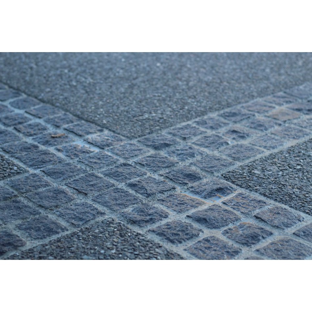 Granite Sett - 100 x 100 x 50mm Black